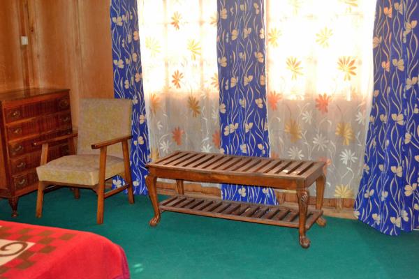 ALASKA HOUSEBOAT - DAL LAKE - SRINAGAR Photos, Images and Wallpapers ...